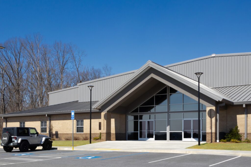Crossen Community Center - Momon Construction