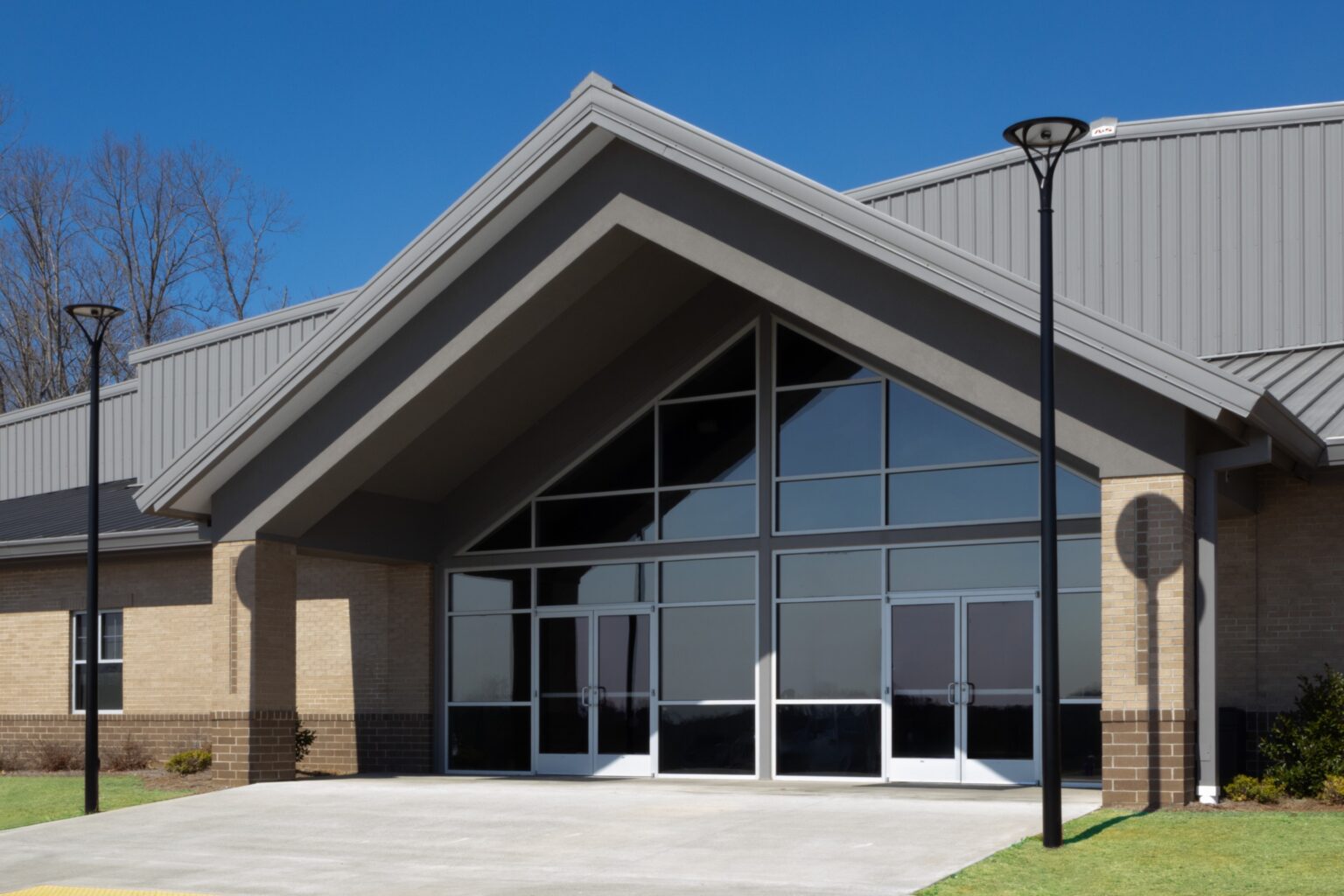 Crossen Community Center - Momon Construction